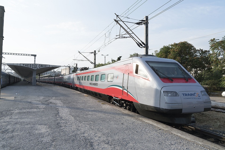 To «Ασημένιο Βέλος», το νέο τραίνο της ΤΡΑΙΝΟΣΕ, στην Ελλάδα – Athens ...